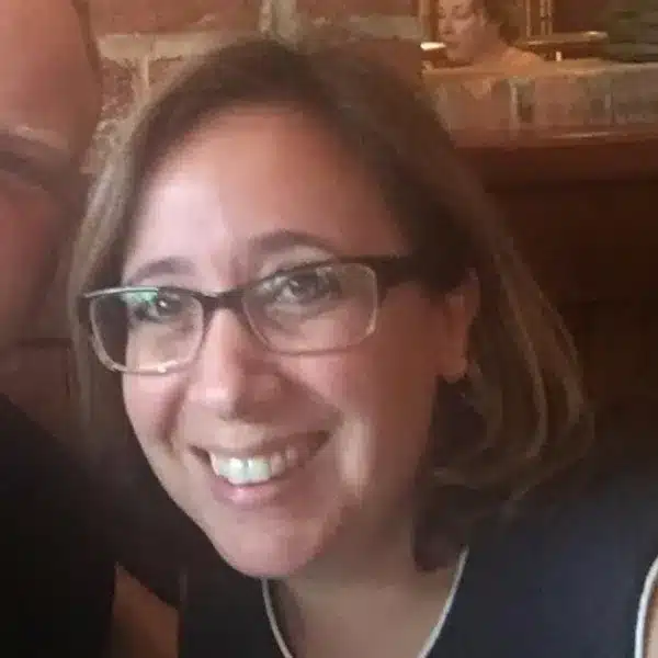 Lisa Peri, MSW - Annapolis Moms